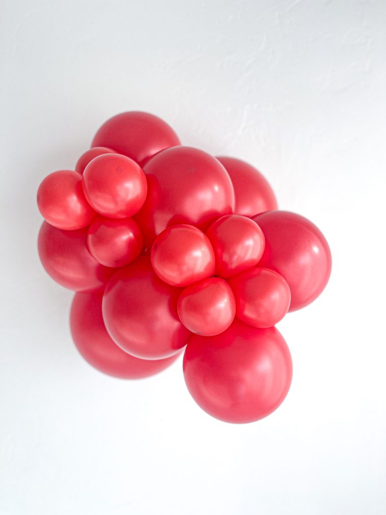 24" Latex Balloons #53 Tuf-Tex® Metallic Starfire Red: 25 Count ...